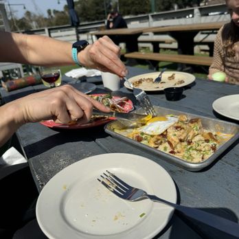 THE HOP STOP - Updated April 2025 - 282 Photos & 256 Reviews - 14055 ...