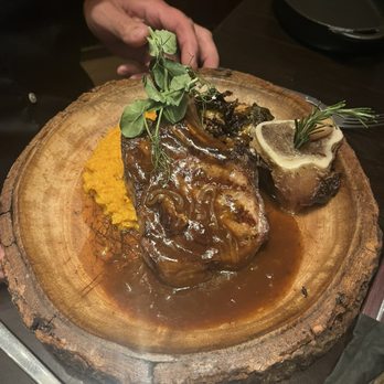 WARREN - NAPLES - Updated December 2024 - 105 Photos & 72 Reviews - 111 ...