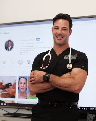 RIAN A MAERCKS, MD - Updated December 2025 - 52 Photos & 79 Reviews ...