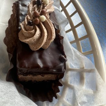 RISPOLI BAKERY - Updated January 2026 - 61 Photos & 62 Reviews - 1103 ...