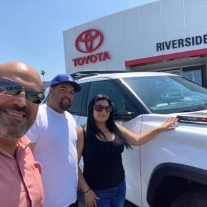 TOYOTA OF RIVERSIDE - 249 Photos & 837 Reviews - 7870 Indiana Ave ...