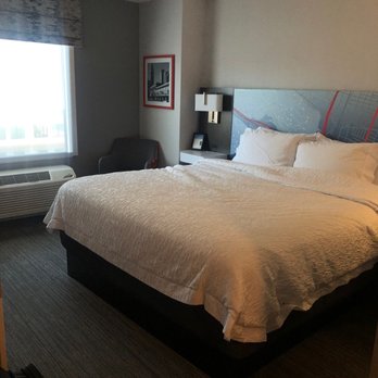 HAMPTON INN OAKLAND DOWNTOWN-CITY CENTER - Updated December 2025 - 185 ...