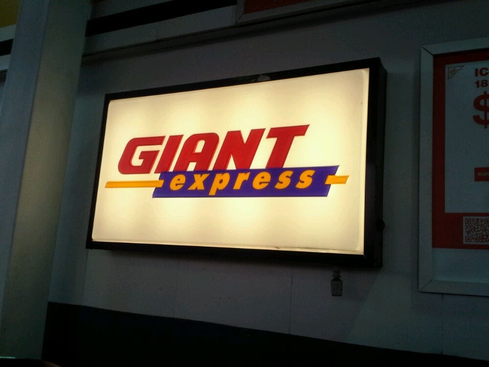 GIANT EXPRESS-CONOCO - Convenience Stores - 2750 S Kolb Rd, Tucson, AZ ...
