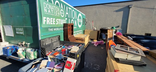 DONATION NATION - Updated December 2025 - 49 Photos & 33 Reviews - 9137 ...
