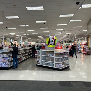 TARGET - Updated October 2025 - 25 Photos & 27 Reviews - 4301 Lien Rd ...