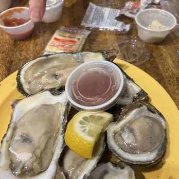 O’SHUCKS! OYSTER BAR AND GRILL - Updated May 2025 - 197 Photos & 287 ...