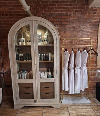 SOAK SPA DETROIT - Updated January 2026 - 32 Photos & 23 Reviews - 712 ...