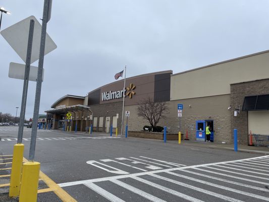 WALMART SUPERCENTER - Updated August 2025 - 304 Photos & 37 Reviews ...