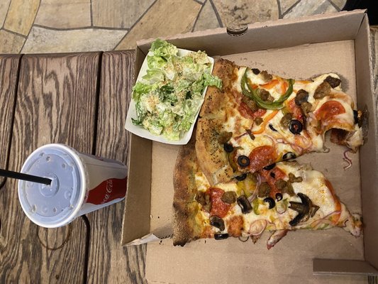 ALOHA PIZZERIA - 25 Photos & 15 Reviews - 2330 Kalakaua Ave, Honolulu ...