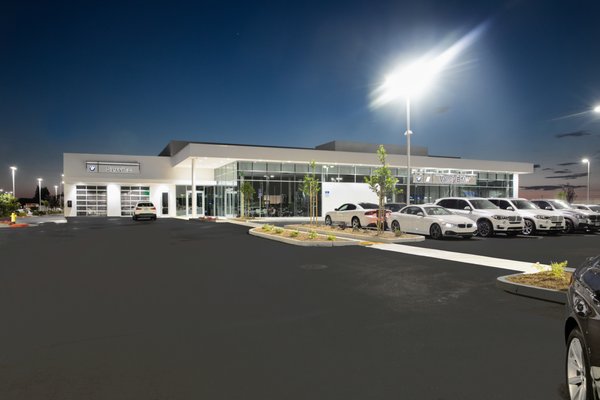 VALLEY BMW - Updated January 2026 - 63 Photos & 255 Reviews - 4725 ...