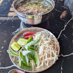 PHO TRE BIEN - Updated July 2024 - 530 Photos & 444 Reviews - 6946 ...