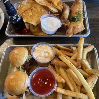 THE LOCAL PEASANT - SHERMAN OAKS - Updated December 2024 - 1487 Photos ...