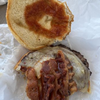 WINDMILL GRILL & SALOON - Updated June 2025 - 38 Photos & 26 Reviews ...