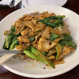 DAISY MINT - Updated October 2025 - 1521 Photos & 1933 Reviews - 1218 E ...