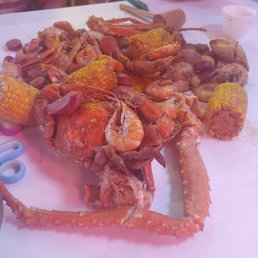 THE BOILING POT - Updated October 2025 - 268 Photos & 394 Reviews - 201 ...