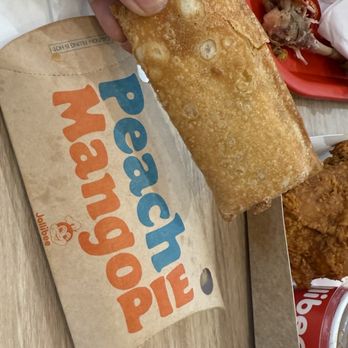 JOLLIBEE - Updated July 2025 - 48 Photos & 39 Reviews - 10875 NE ...