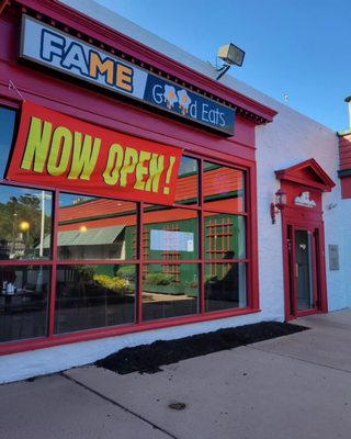 FAME GOOD EATS - Updated October 2025 - 108 Photos & 76 Reviews - 1 E ...