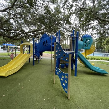 HIGHLANDER PARK - Updated December 2025 - 36 Photos & 10 Reviews - 1920 ...