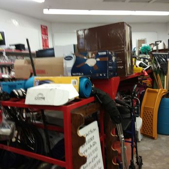 RED RACKS - Updated December 2025 - 14 Photos & 17 Reviews - 2843 E ...