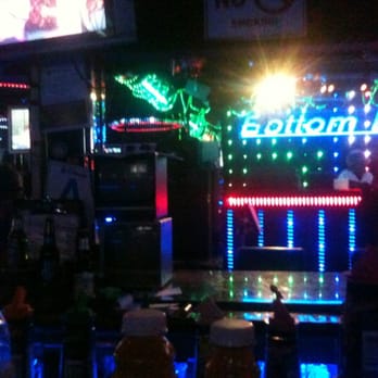 BOTTOM LINE COCKTAIL LOUNGE - Updated April 2024 - 15 Photos & 15 ...