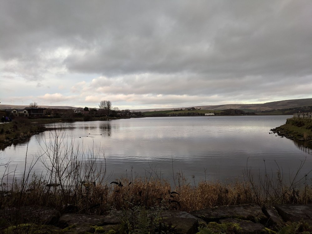 HOLLINGWORTH LAKE COUNTRY PARK - Updated October 2025 - 23 Photos ...