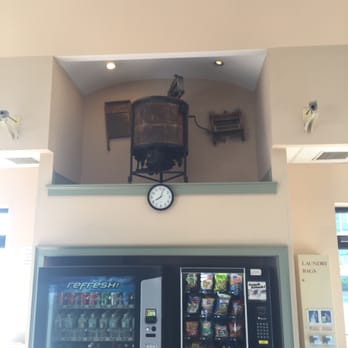 COLONIAL VILLAGE LAUNDROMAT - Updated March 2025 - 23 Reviews - 40 ...