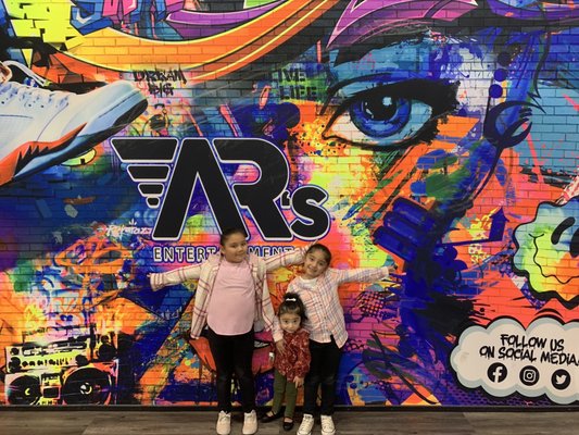 AR’S ENTERTAINMENT HUB - 10 Reviews - 4522 Fredericksburg Rd, San ...