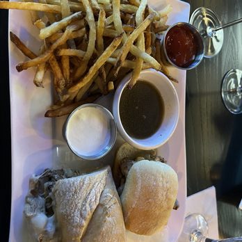 TAVERN 180 - Updated January 2026 - 157 Photos & 175 Reviews - 203 N ...