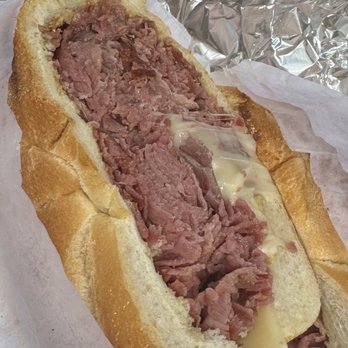 HELLO DELI - Updated September 2025 - 110 Photos & 185 Reviews - 213 W ...