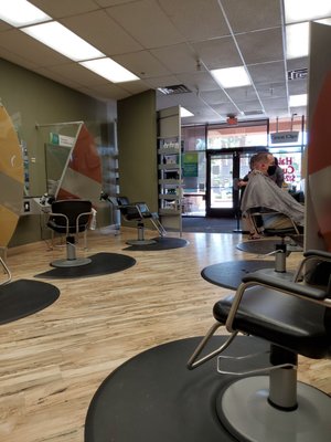 GREAT CLIPS - Updated July 2024 - 18 Photos & 64 Reviews - 7120 N ...