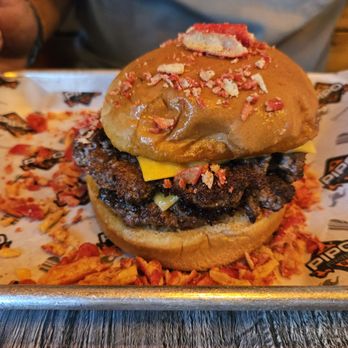 PIPO BURGERS - Updated October 2025 - 74 Photos & 36 Reviews - 10808 NW ...