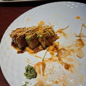 THAI SQUARE SUSHI - Updated July 2024 - 241 Photos & 212 Reviews - 1012 ...