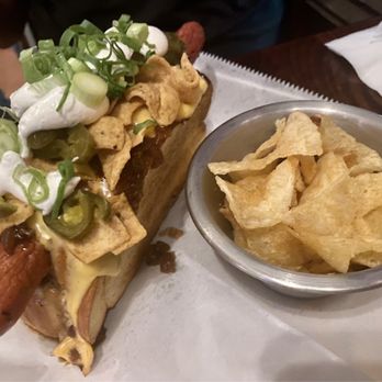 DESTINATION DOGS - Updated July 2025 - 1642 Photos & 1276 Reviews - 101 ...