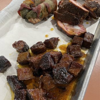 SMOKING PIG BBQ - Updated November 2024 - 3249 Photos & 3417 Reviews ...