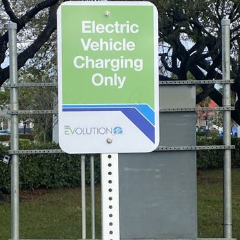 FPL EVOLUTION CHARGING STATION - Updated August 2025 - 670 E Oakland ...