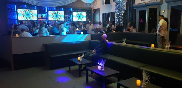 BOCA LUNA LUXE LOUNGE - Updated October 2025 - 20 Photos & 17 Reviews ...