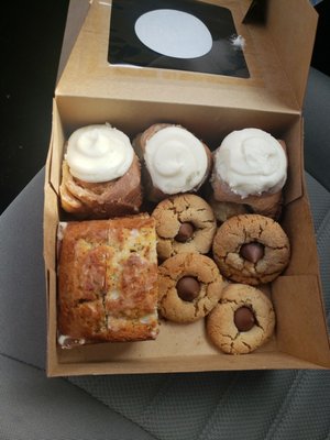 THE OTTAWA BAKERY - 43 Photos & 29 Reviews - Bakeries - 630 Court St ...