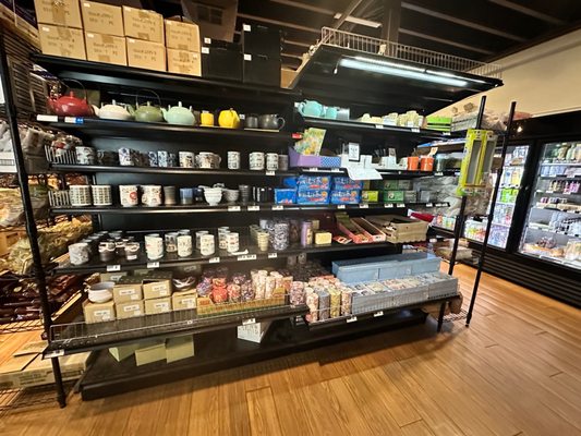 KOBE MINI MART - Updated June 2026 - 214 Photos & 84 Reviews - 213 E St ...