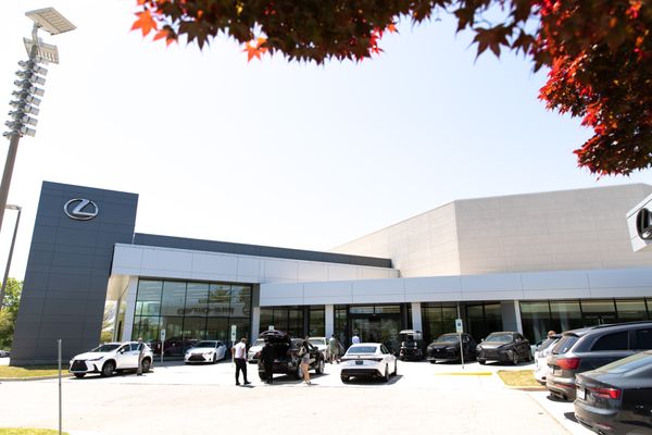 JOHNSON LEXUS OF RALEIGH - Updated November 2025 - 82 Photos & 137 ...