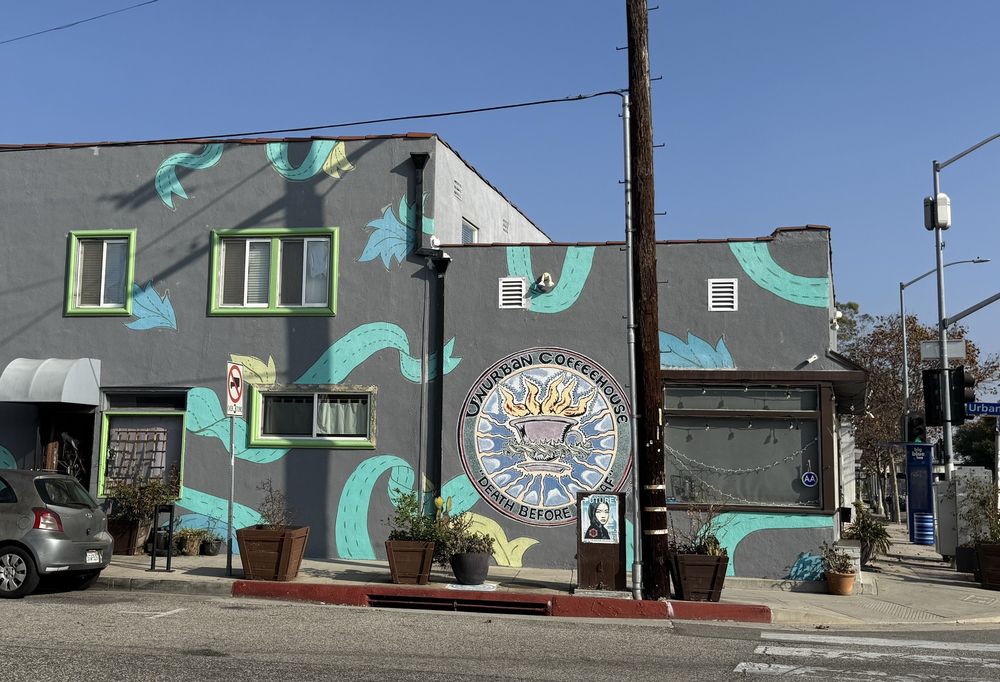 UNURBAN ORGANIC FOOD & COFFEE - Updated January 2026 - 145 Photos & 294 ...