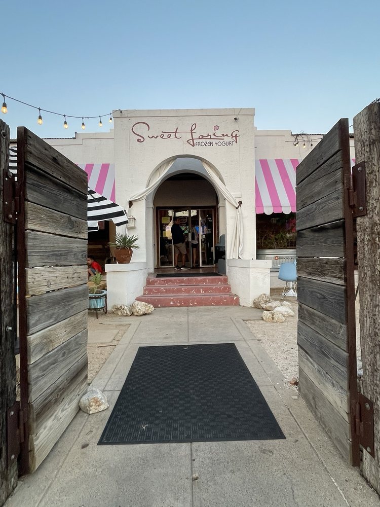 SWEET LORING - Updated December 2025 - 52 Photos & 25 Reviews - 801 N ...