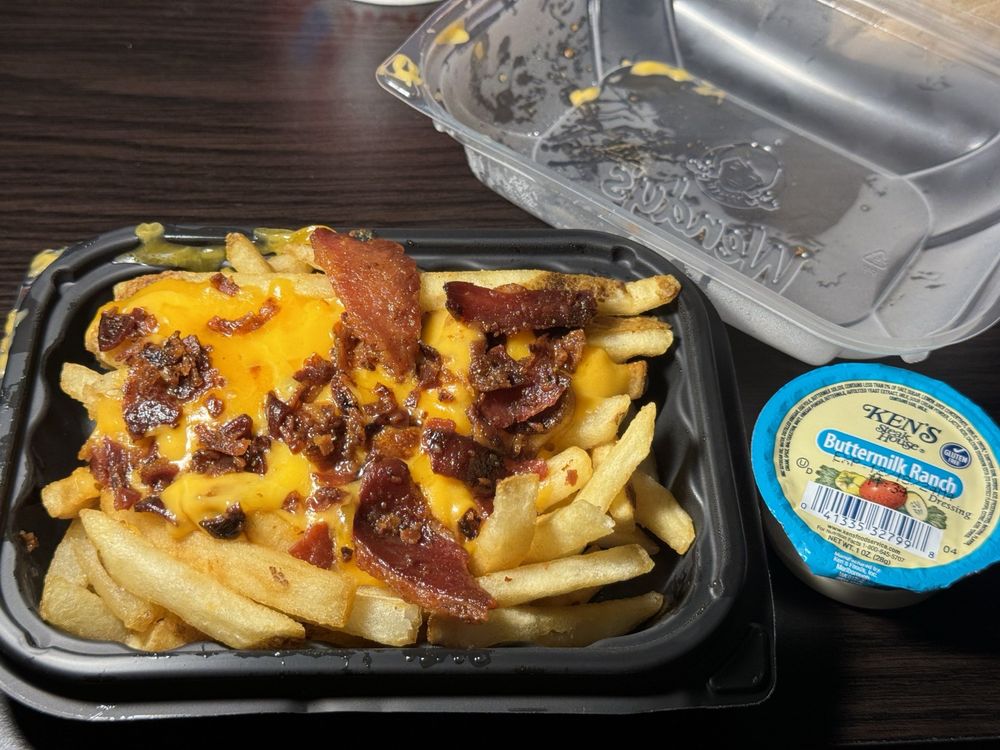 WENDY’S - Updated November 2025 - 14 Reviews - 2170 Kent Dairy Rd ...