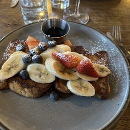 BEA - Updated June 2025 - 2717 Photos & 3075 Reviews - 403 W 43rd St ...