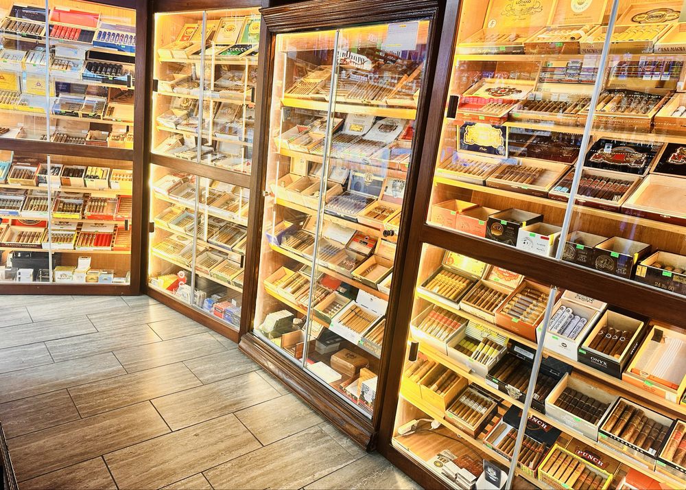 DISCOUNT CIGARETTES CIGARS - Updated May 2026 - 138 Photos & 15 Reviews ...