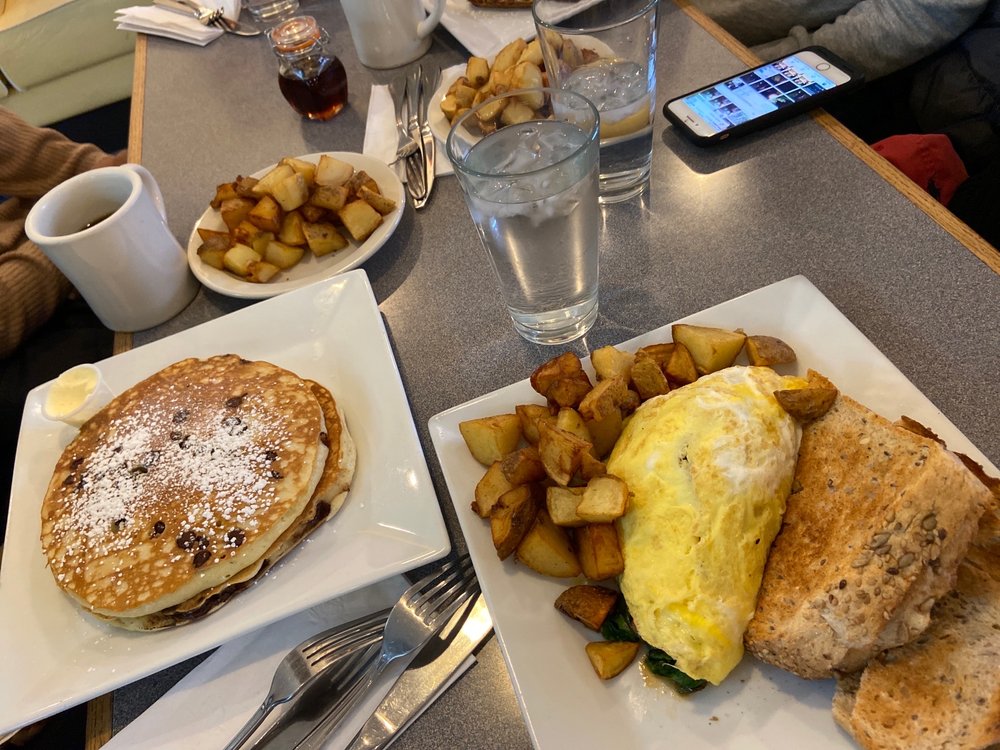 MEETING STREET CAFE - 175 Photos & 276 Reviews - 220 Meeting St ...