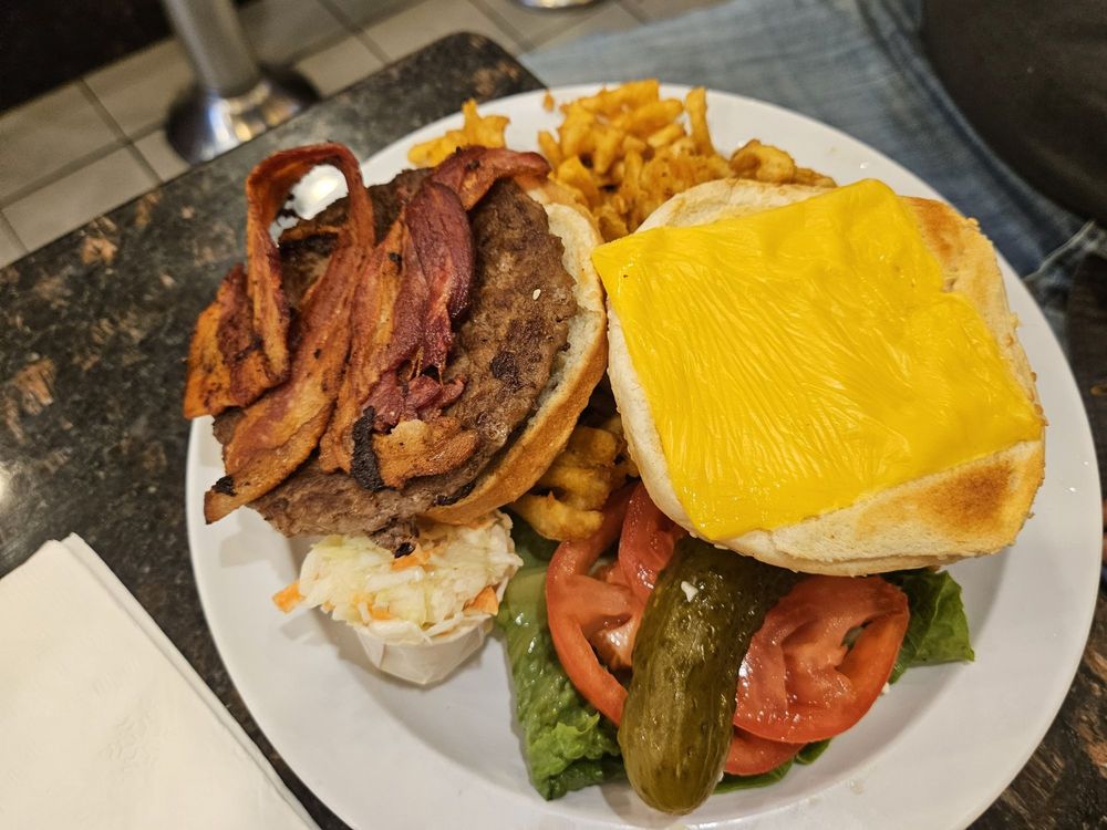 ZAFIS LUNCHEONETTE - Updated November 2025 - 70 Photos & 84 Reviews ...