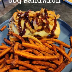 PARKER JOHN’S BBQ & PIZZA - Updated January 2026 - 13 Photos - 2331 ...