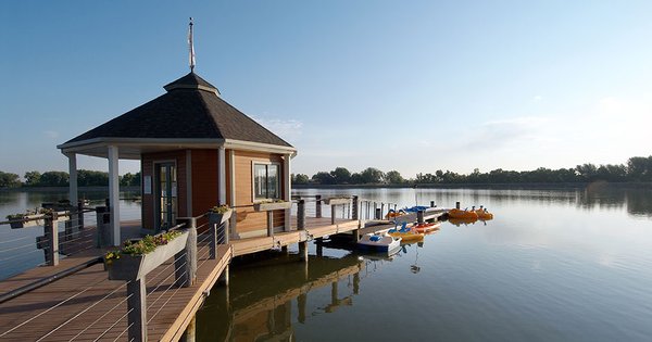 TAVA WATERS APARTMENTS - 154 Photos & 169 Reviews - 9099 E Mississippi ...