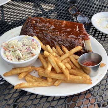 STONE CLIFF INN - Updated August 2024 - 378 Photos & 516 Reviews ...