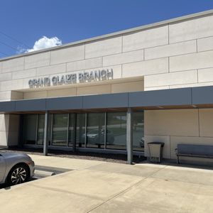 ST. LOUIS COUNTY LIBRARY - SAMUEL C. SACHS BRANCH - Updated December ...